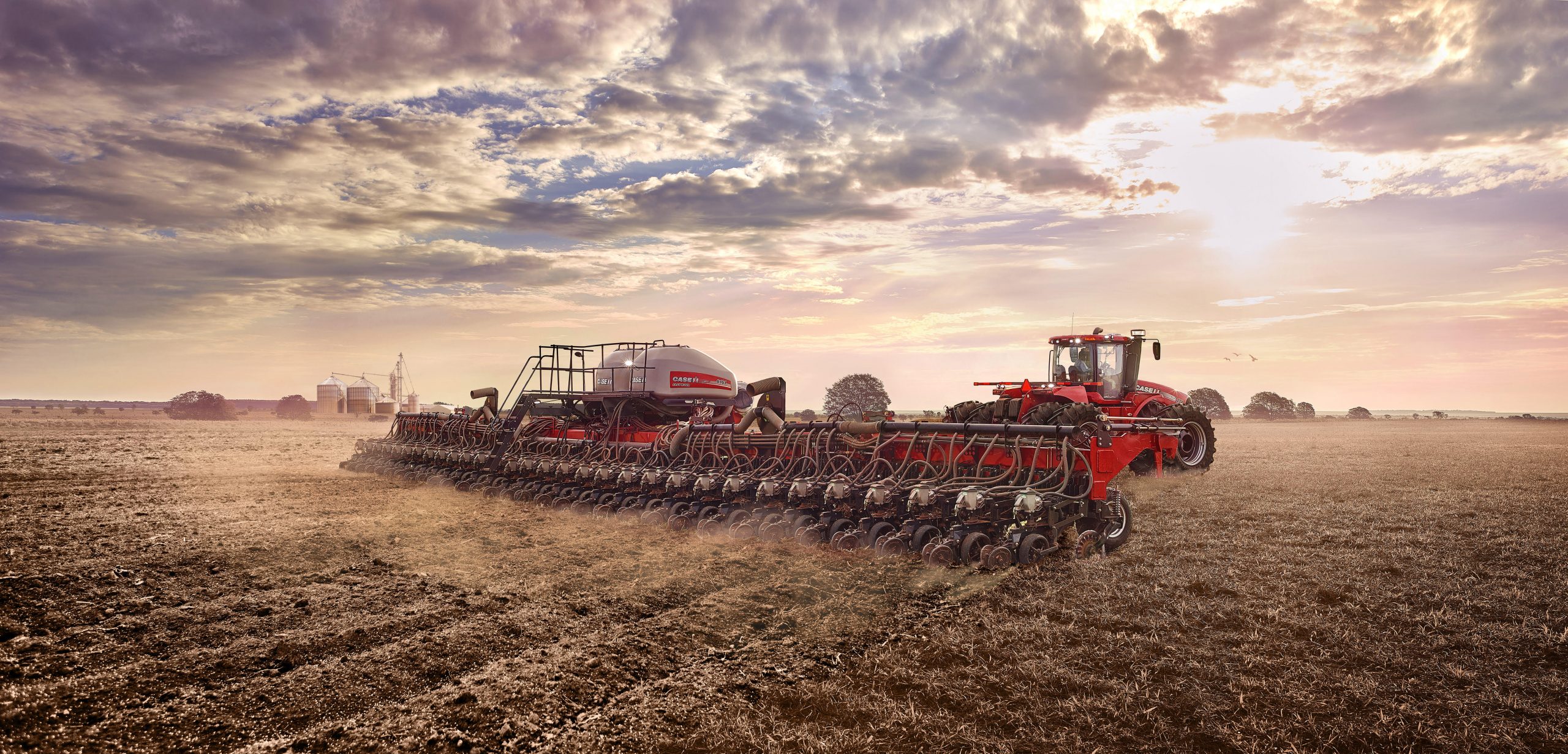 Case IH lança plantadeiras Fast Riser e novo pulverizador Patriot 350
