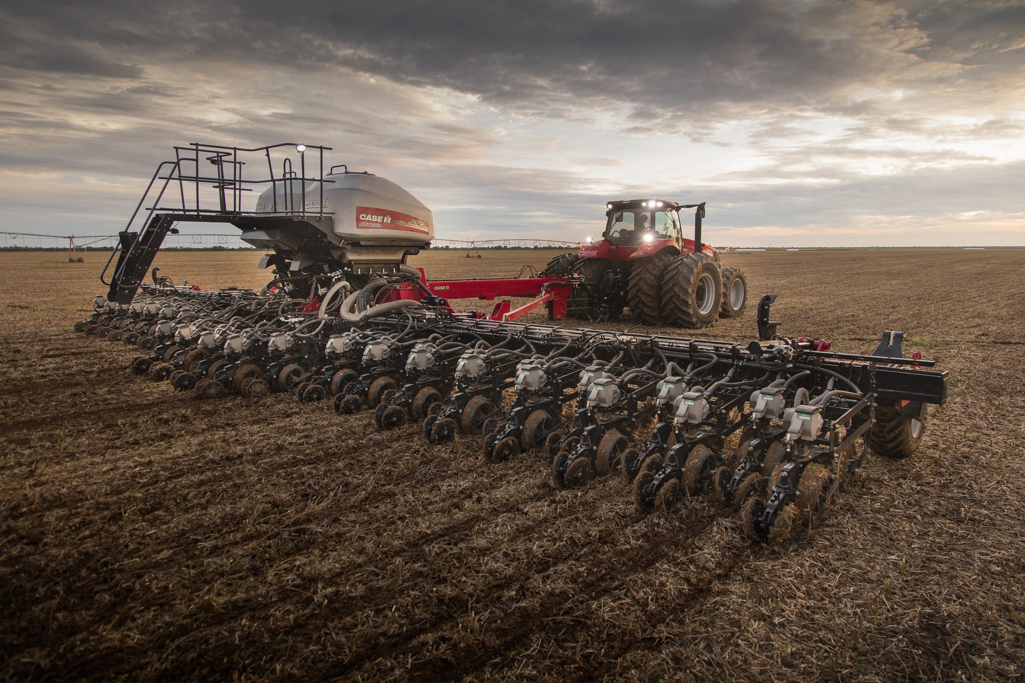 Com Fast Riser 6100 e Patriot 250, Case IH amplia soluções para grãos